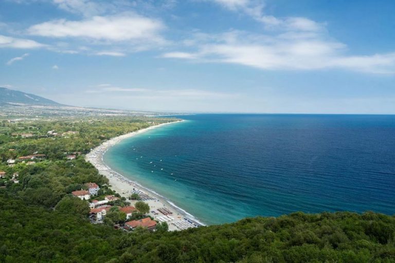 ΠΛΑΤΑΜΩΝΑΣ - ΦΥΣΙΚΗ ΟΜΟΡΦΙΑ ΚΑΙ ΙΣΤΟΡΙΑ ΣΤΗ ΣΚΙΑ ΤΟΥ ΟΛΥΜΠΟΥ